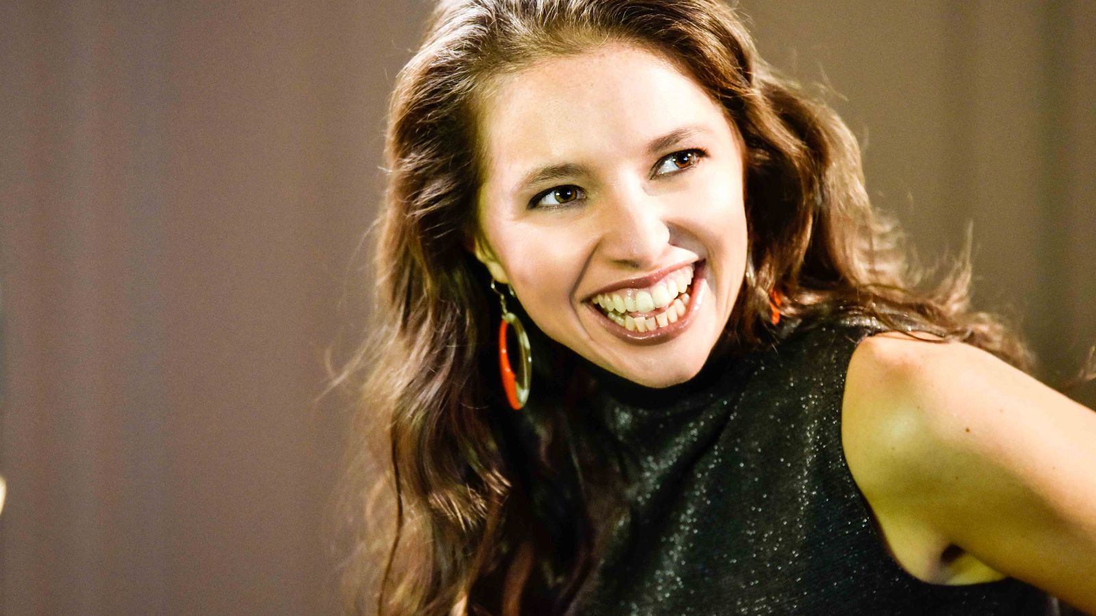 Inga Fiolia-Bscher - Steinway & Sons