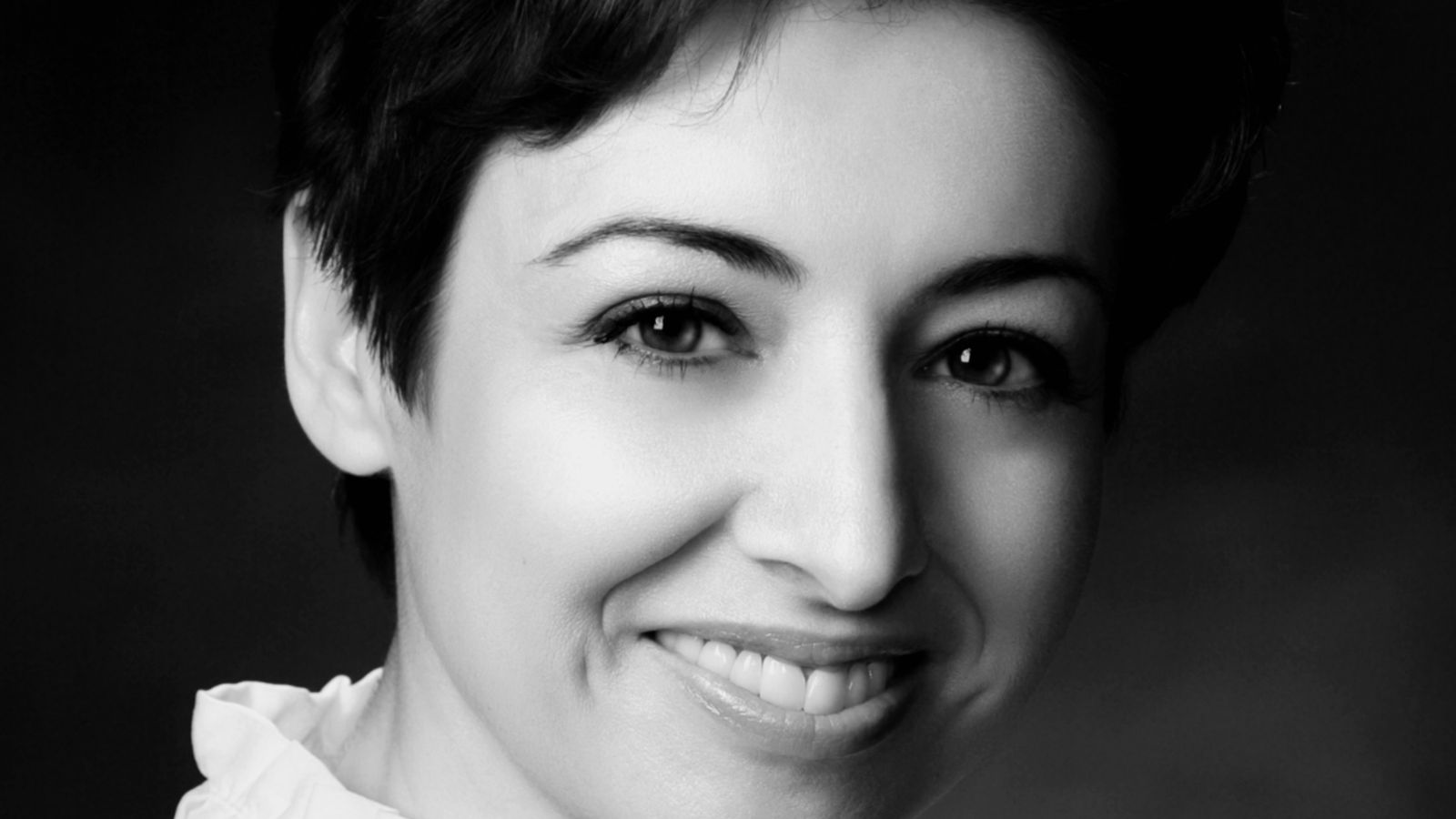 Yelena Balabanova - Steinway & Sons